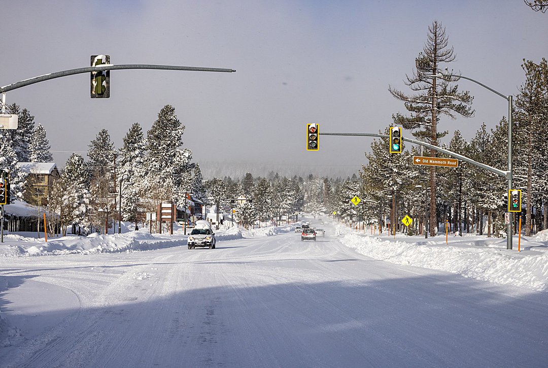 An Insider's Guide to the Holidays in Mammoth Lakes - Sierra Meadows Ranch